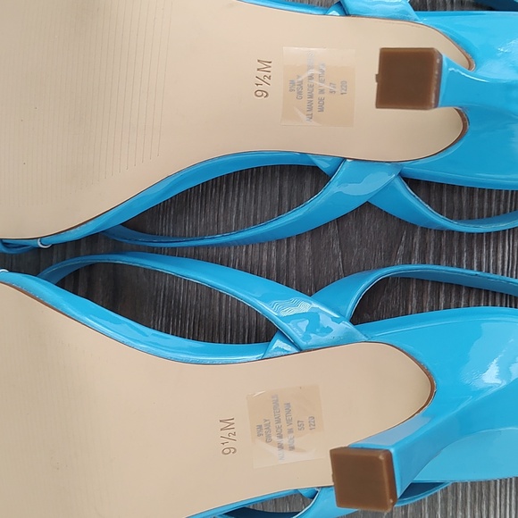 Guess | Shoes | New Guess Patent Turquoise Blue Square Toe High Heel ...